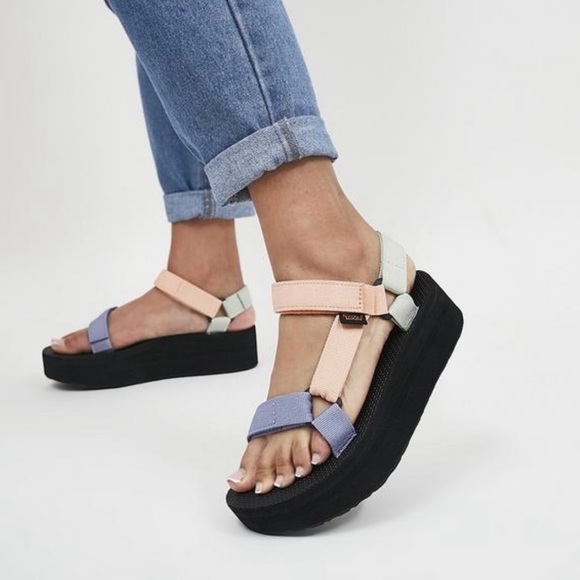 Teva | Shoes | Teva Flatform Universal Sandals Universal Teva Platform ...